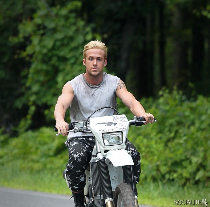 11 Celebs Making Motorbikes Cool (again) | RideTo